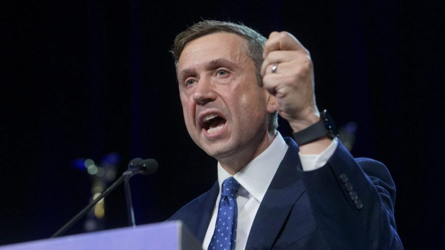 Democrats set to host town halls targeting vulnerable House Republicans Democrats set to host town halls targeting vulnerable House Republicans