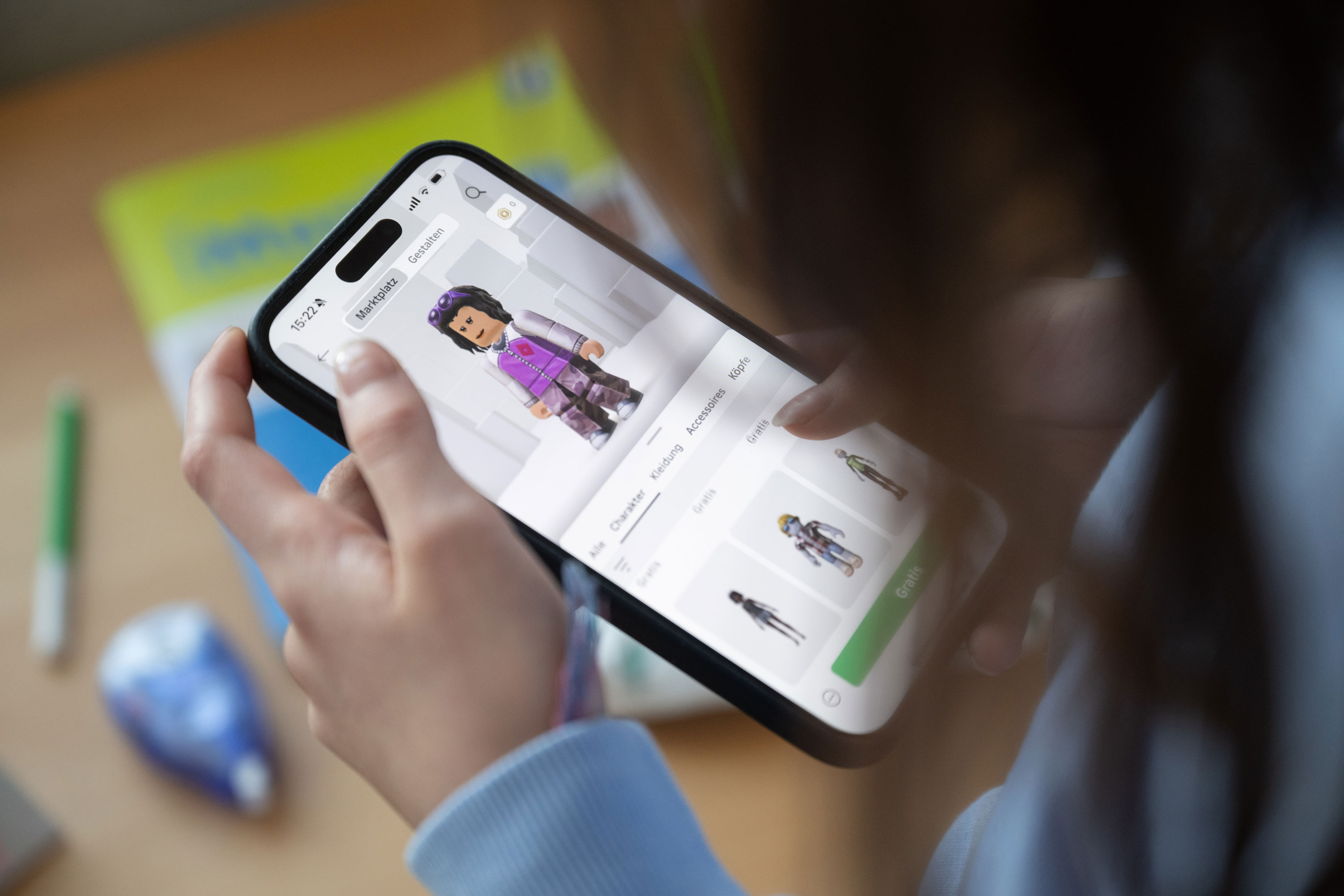 Roblox suing to shut down third-party trading on PlayerAuctions