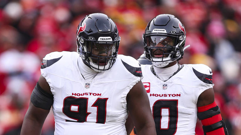 Re-Sign or Walk: Houston Texans Defensive Tackle Foley Fatukasi