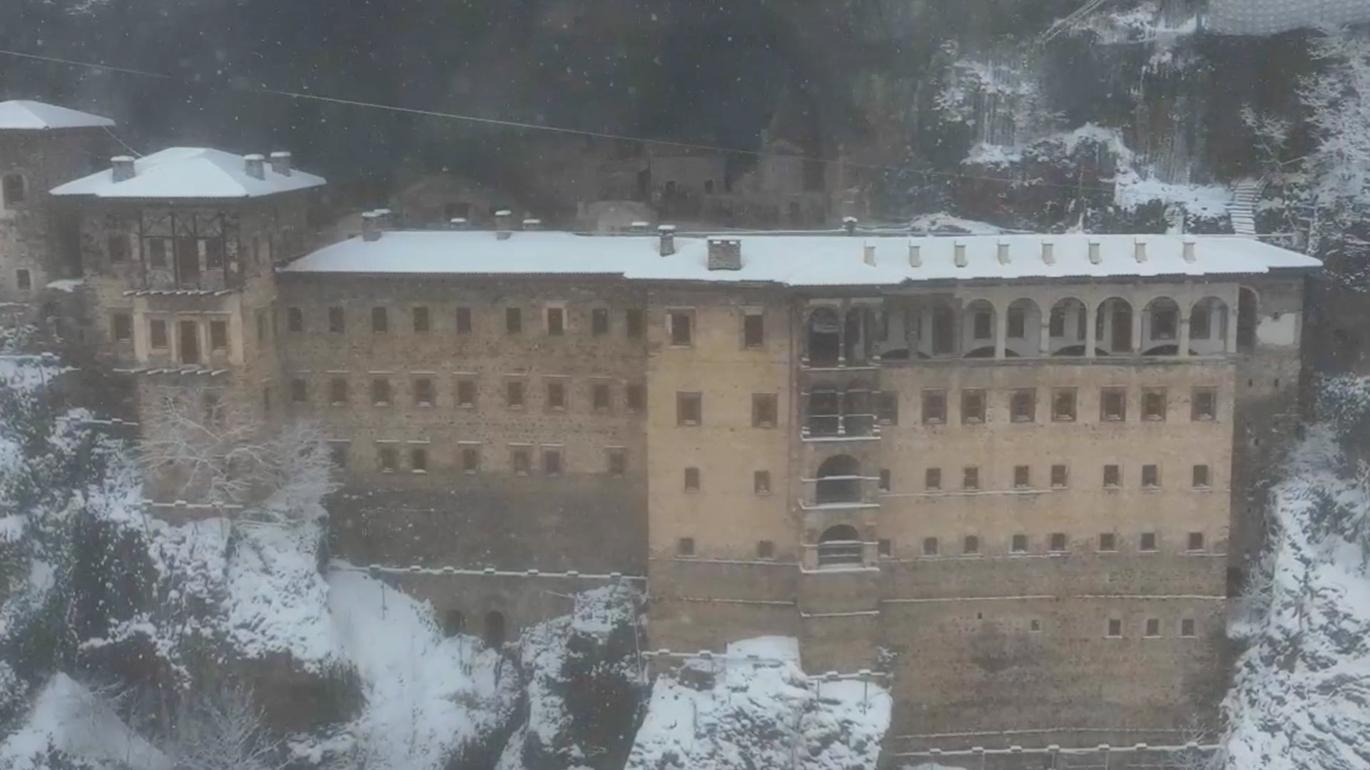 Iconic Turkish Monastery Captivates Under Fresh Snowfall