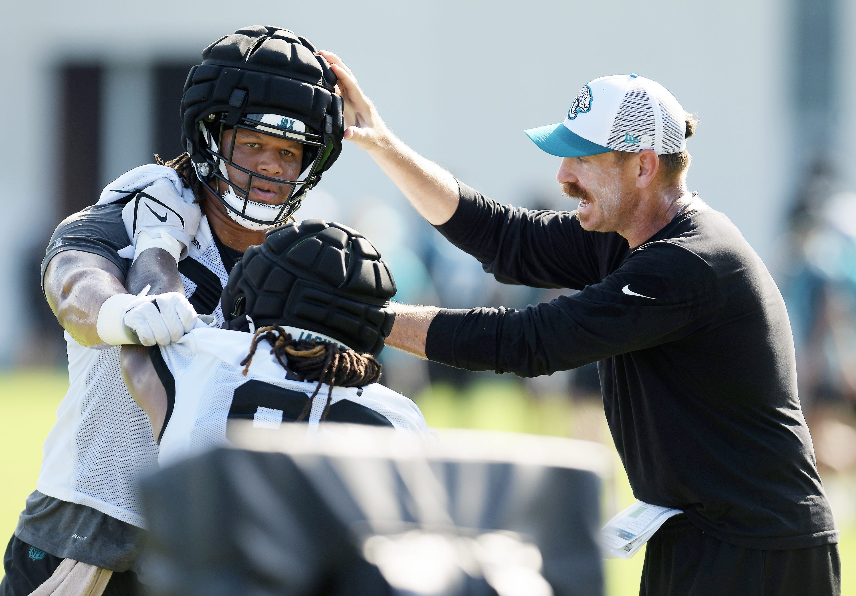 Ex-Jacksonville Jaguars defensive coordinator Ryan Nielsen reportedly ...