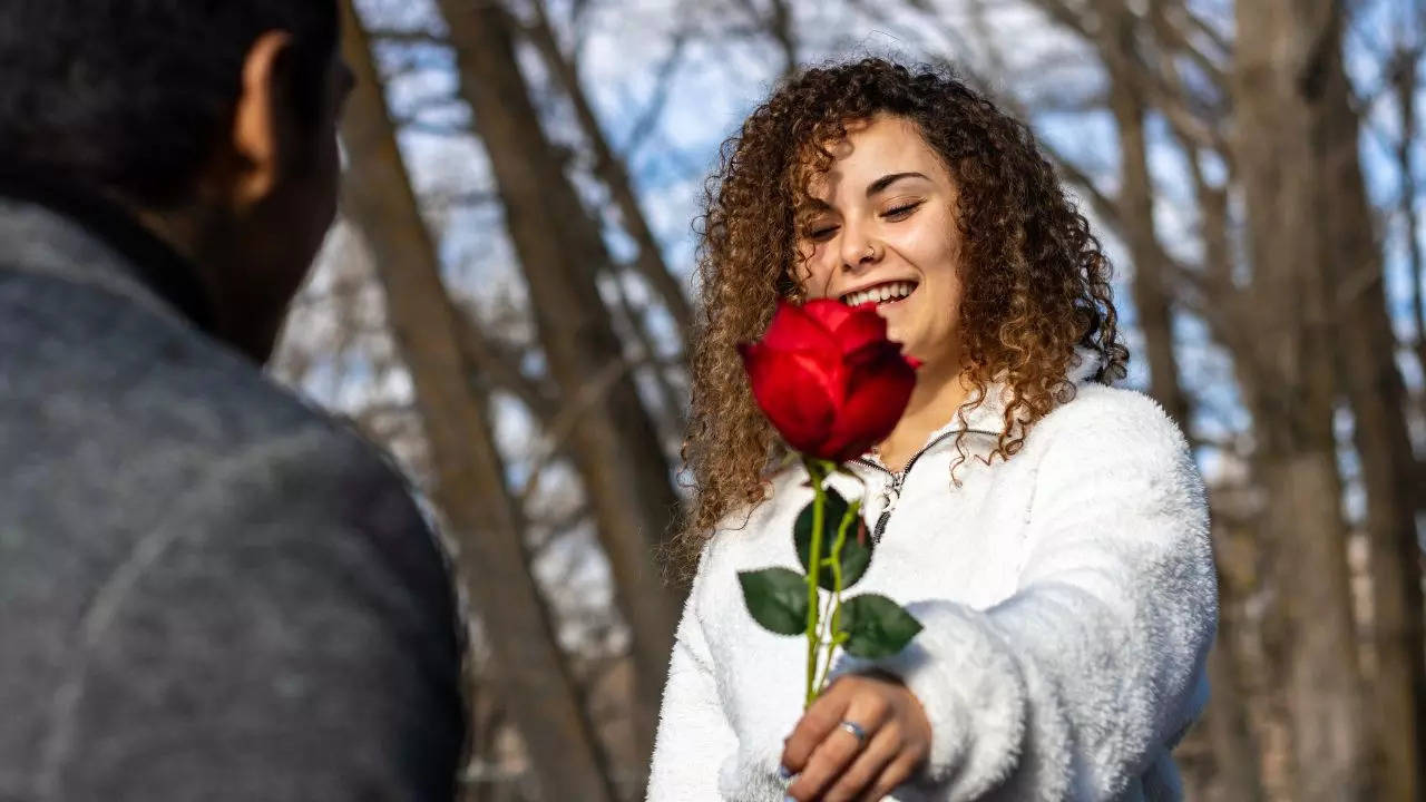 Happy Rose Day 2025: Discover the hidden meaning behind your Valentine ...