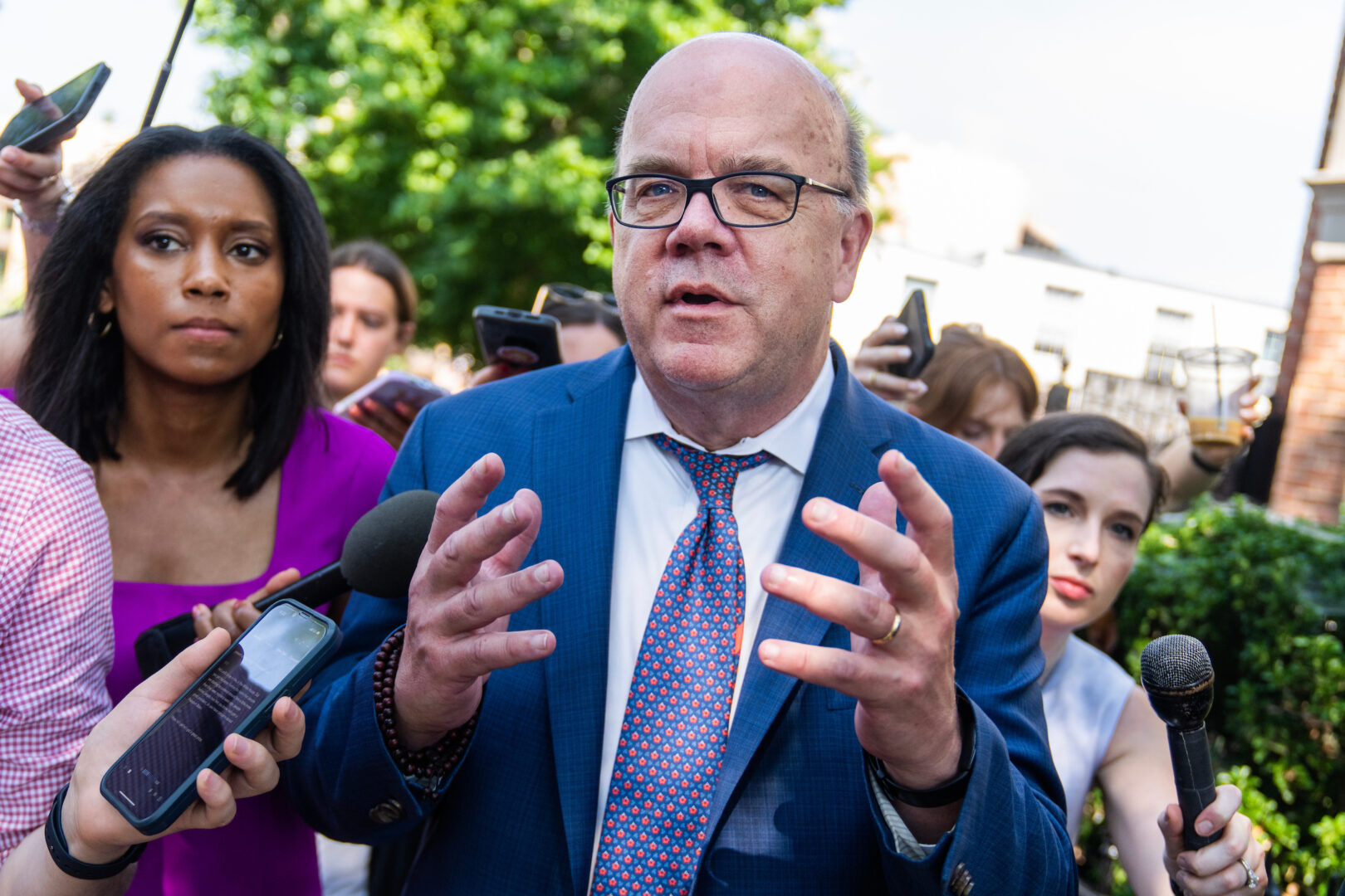 ‘It’s like a cult’: Democrats aren’t laughing at GOP bills honoring Trump