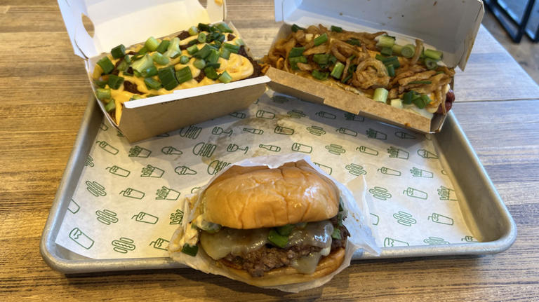 Review: Shake Shack's Smoked Brisket Chili Is A Heavy Hitter That ...