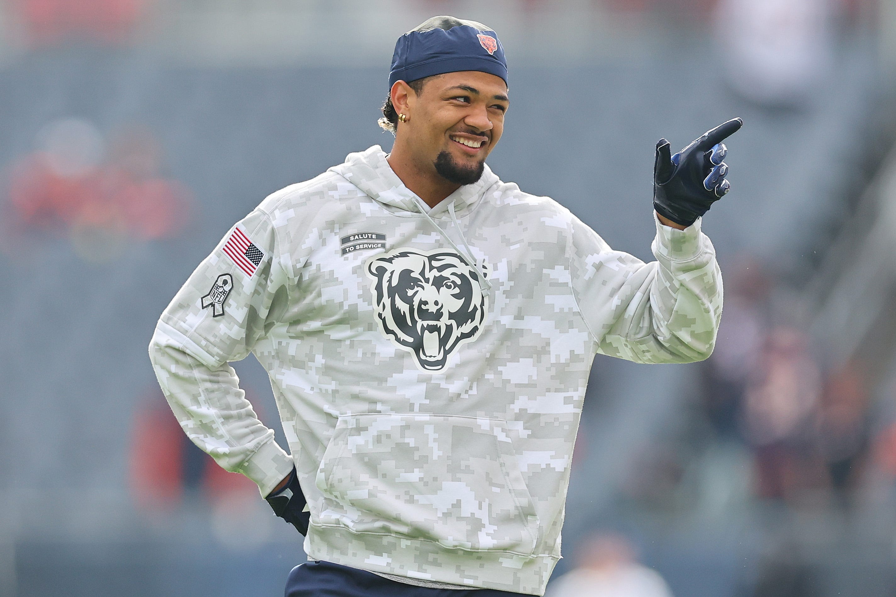 Chicago Bears 2025 offseason program: Players return to Halas Hall