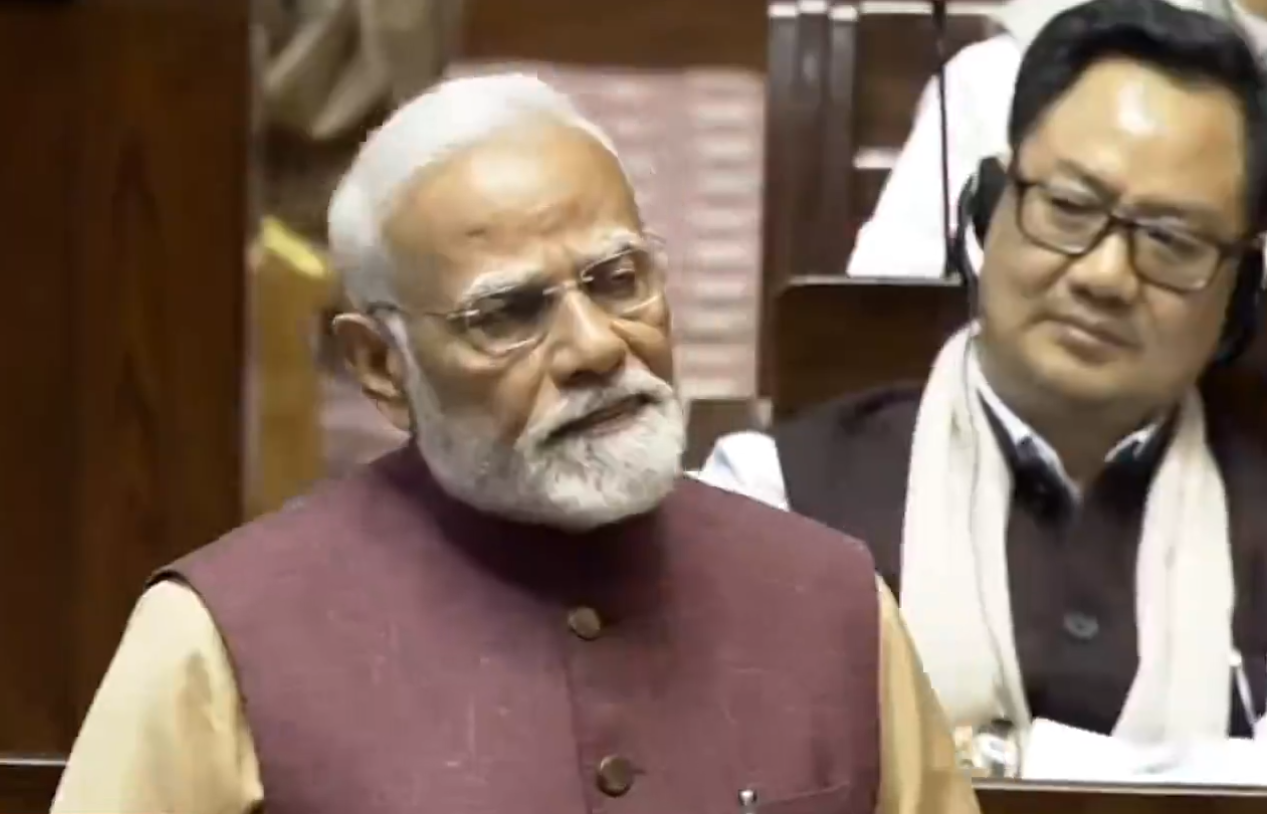 PM Modi slams Congress over action on Bollywood during Emergency era ...