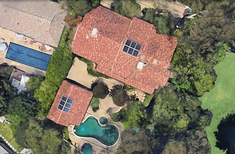 Inside The Price Is Right star Drew Carey's $34m Los Angeles mansion