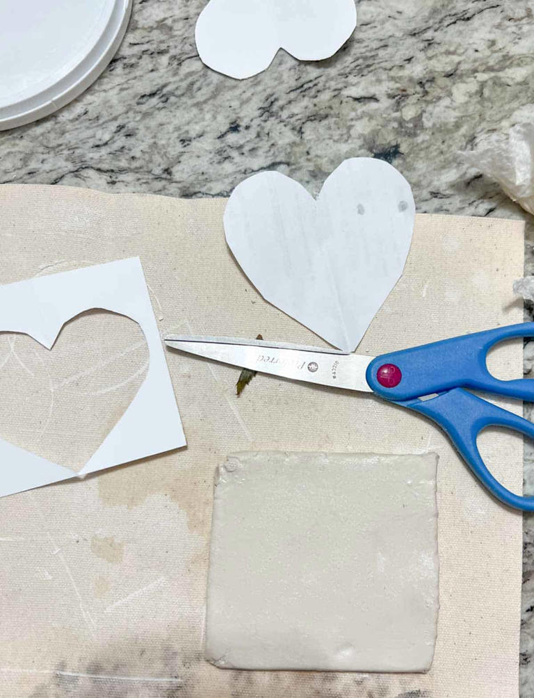 How To Make An Easy DIY Clay Heart Trinket Dish