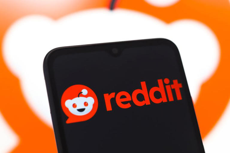 Reddit down: Massive outage in major nations around world as US users ...