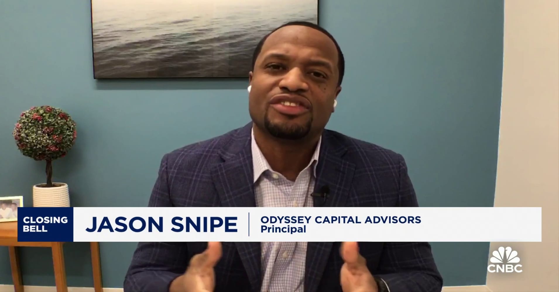 Amazon should have strong earnings, says Odyssey’s Jason Snipe