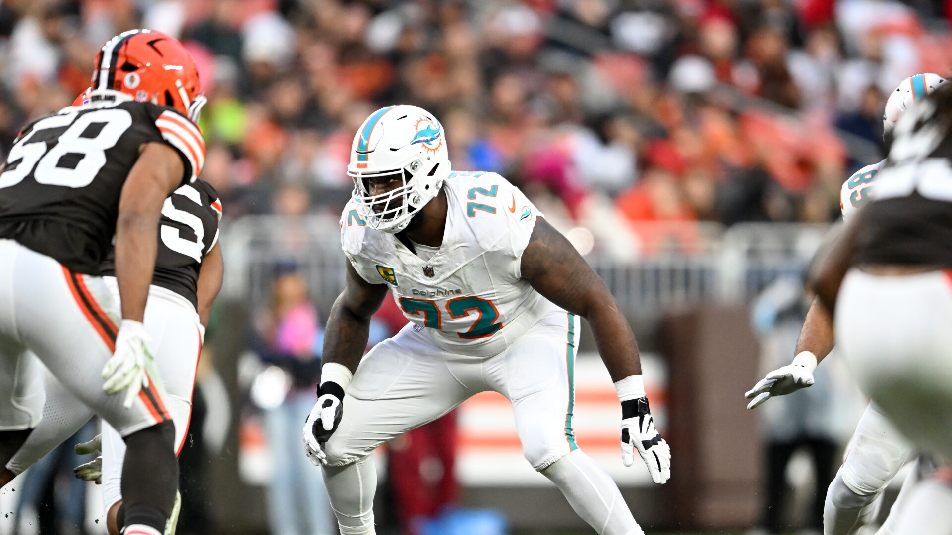 Terron Armstead thinks Dolphins need more of an edge