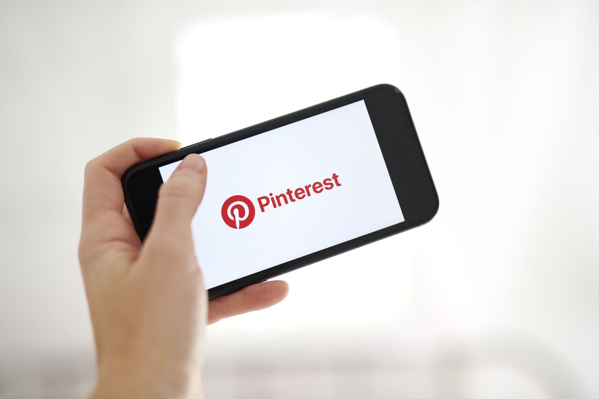 Pinterest Surges After Quarterly Revenue, Outlook Top Estimates