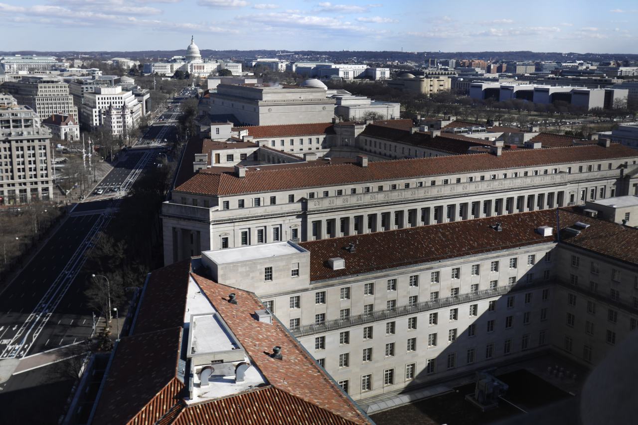 Judge Pauses Deadline for Federal Worker Buyout Offer