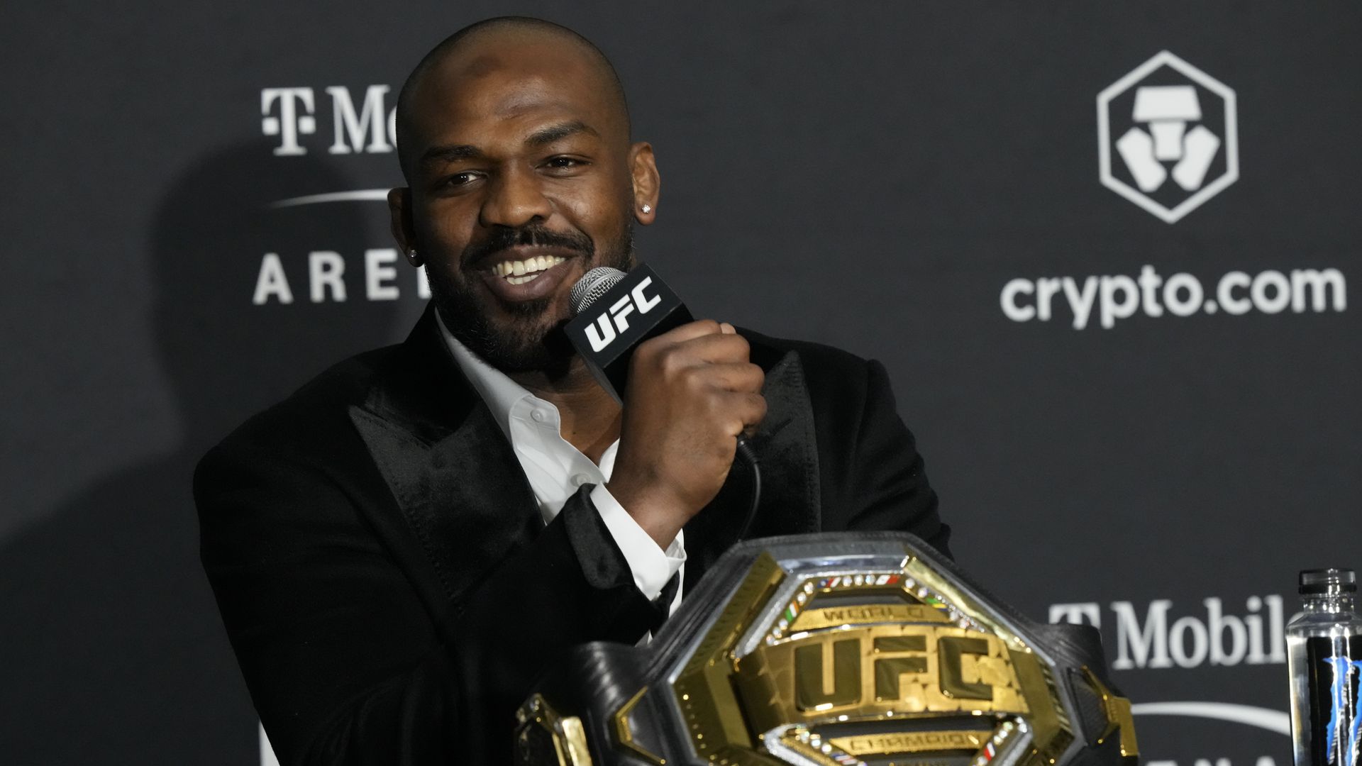 Eyes Roll As ‘Bones’ Reveals ‘Next Fight’