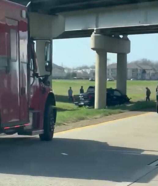 Vice president of Sam’s Town Casino dies in crash on I-220 W at Shed Road