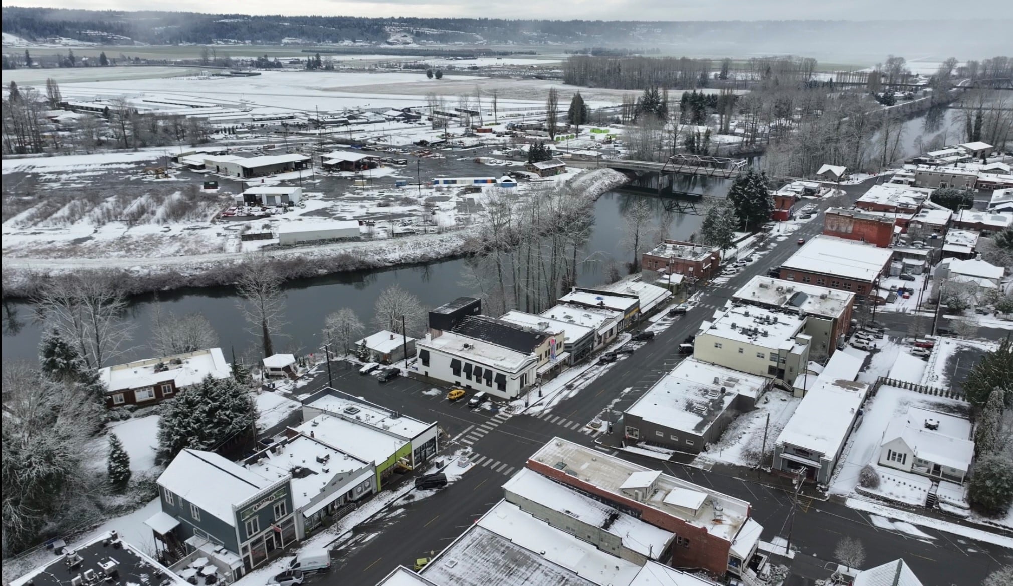 Nearly 8K without power as weather causes outages across Western Washington