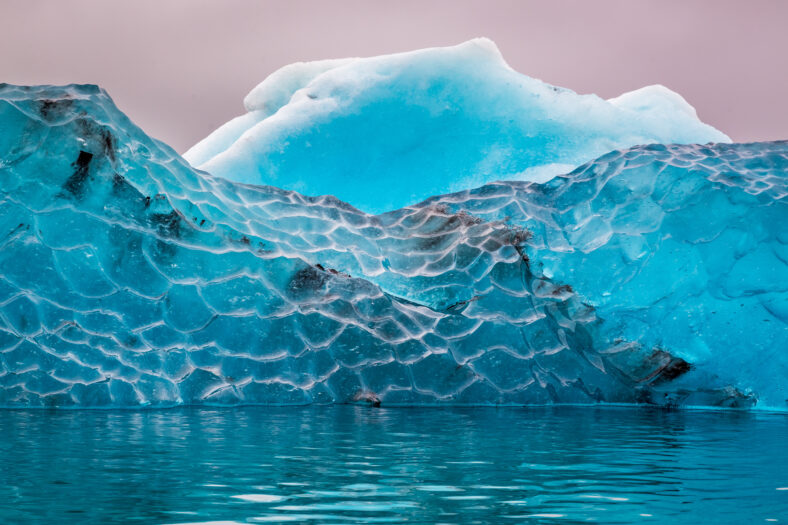 The Largest Iceberg In The World Is Breaking Apart After Getting ...