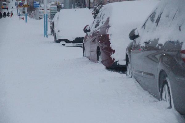 Discover the most popular baby names from your birth year