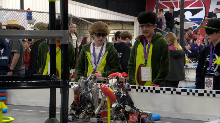 Middle school students use STEM skills for robotics competition