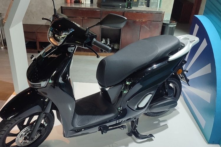 Resmi Diluncurkan, Ini Spesifikasi Motor Listrik Adora yang Punya ...