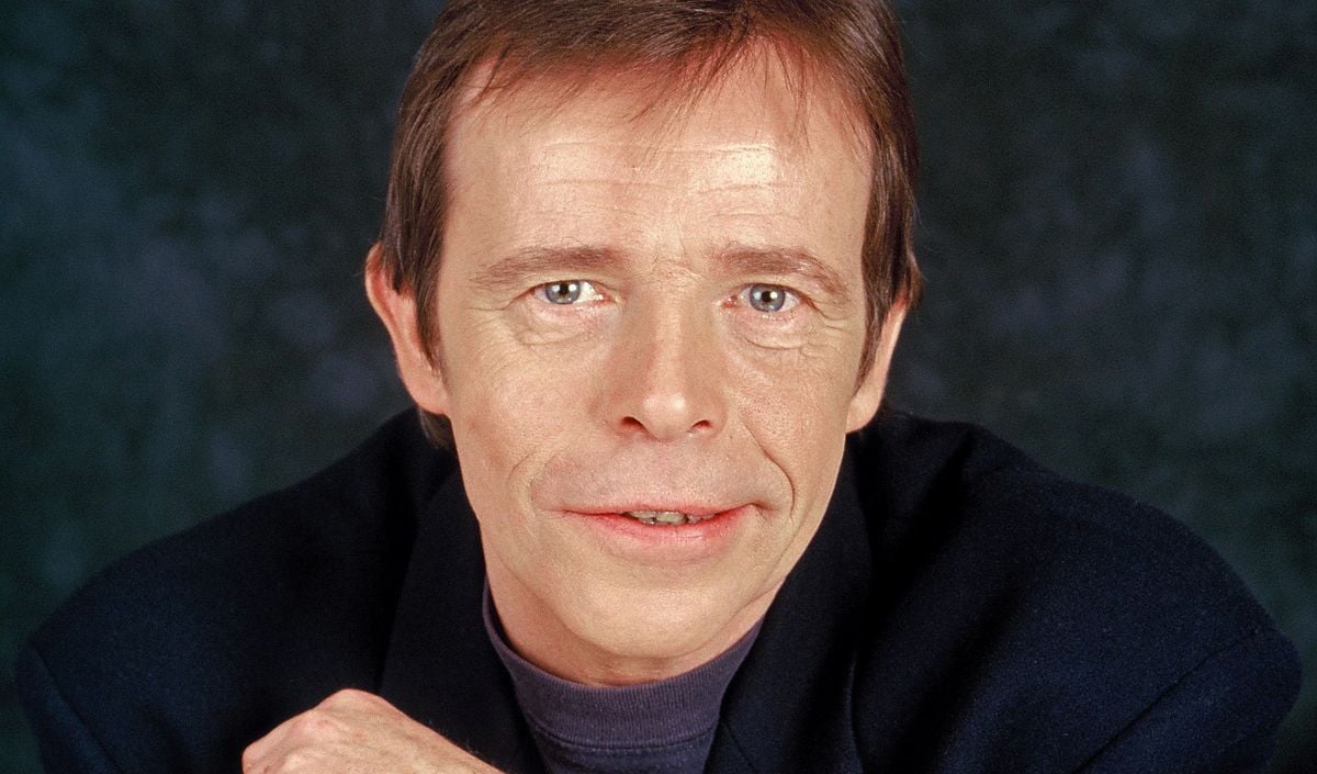 Pierre Bachelet : Sa veuve évoque le fait d'être la soeur de son ex ...