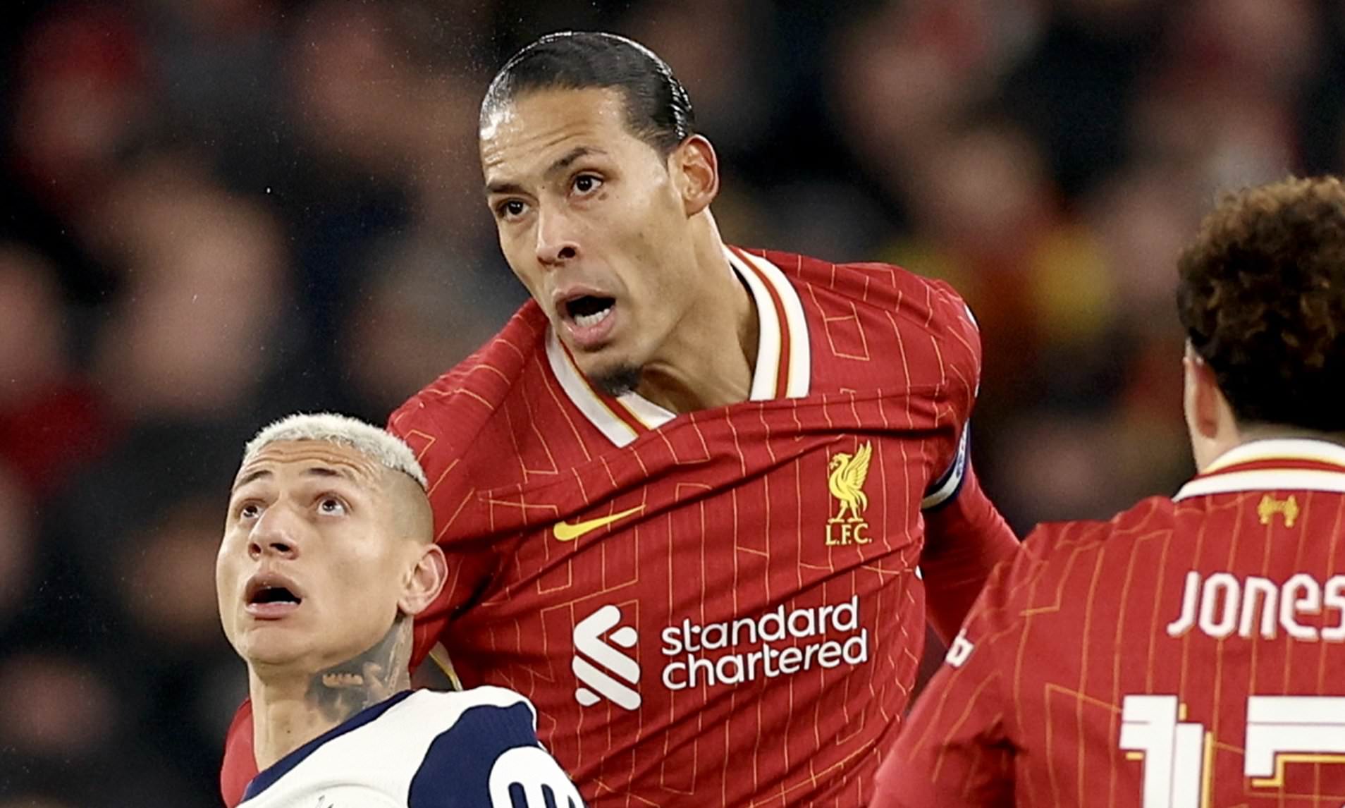 Virgil van Dijk leaves fans in stitches as he tricks Richarlison during ...