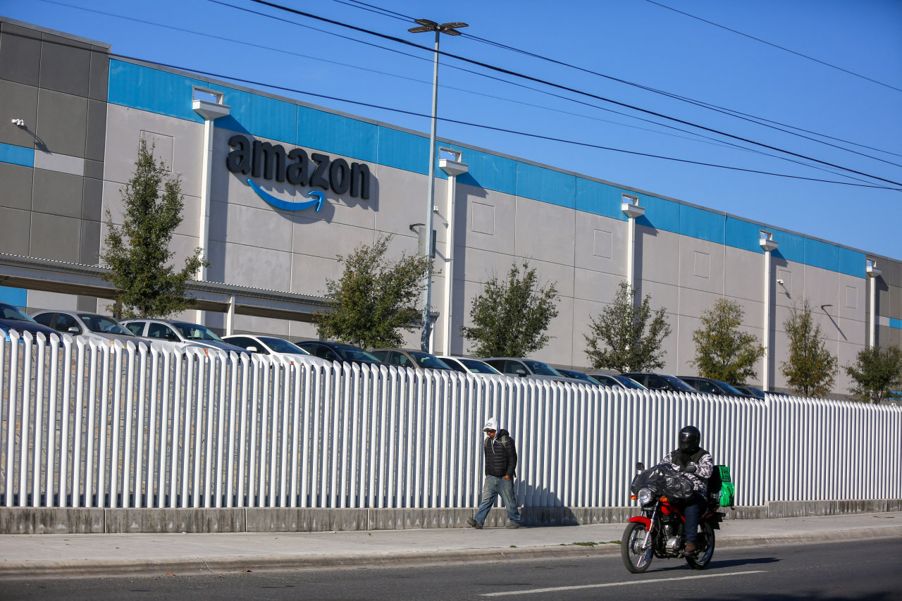 Amazon Earnings: Shares Fall After Sales Outlook Is Weaker Than Expected