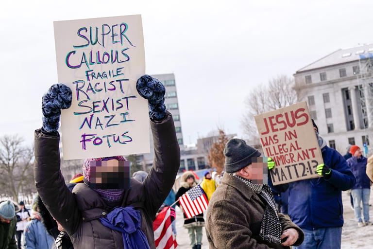 37 Powerful Photos From Yesterday's Anti-Trump Protests That Will Haunt ...