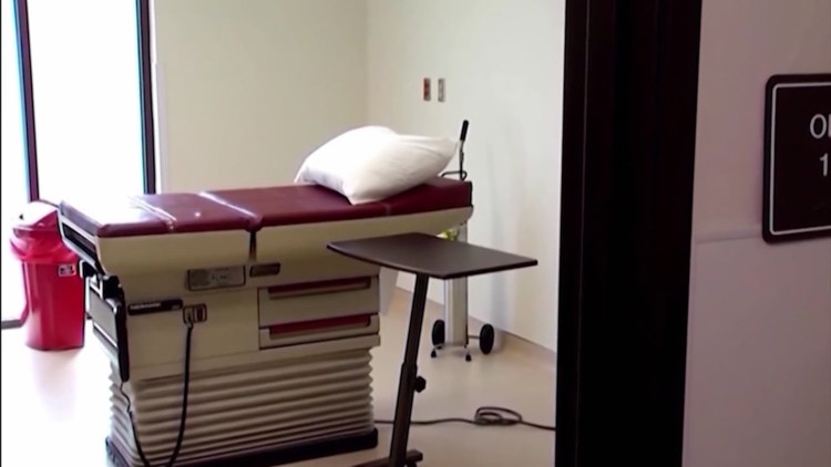 Texas abortion poll reveals nuanced views on restrictions and exceptions