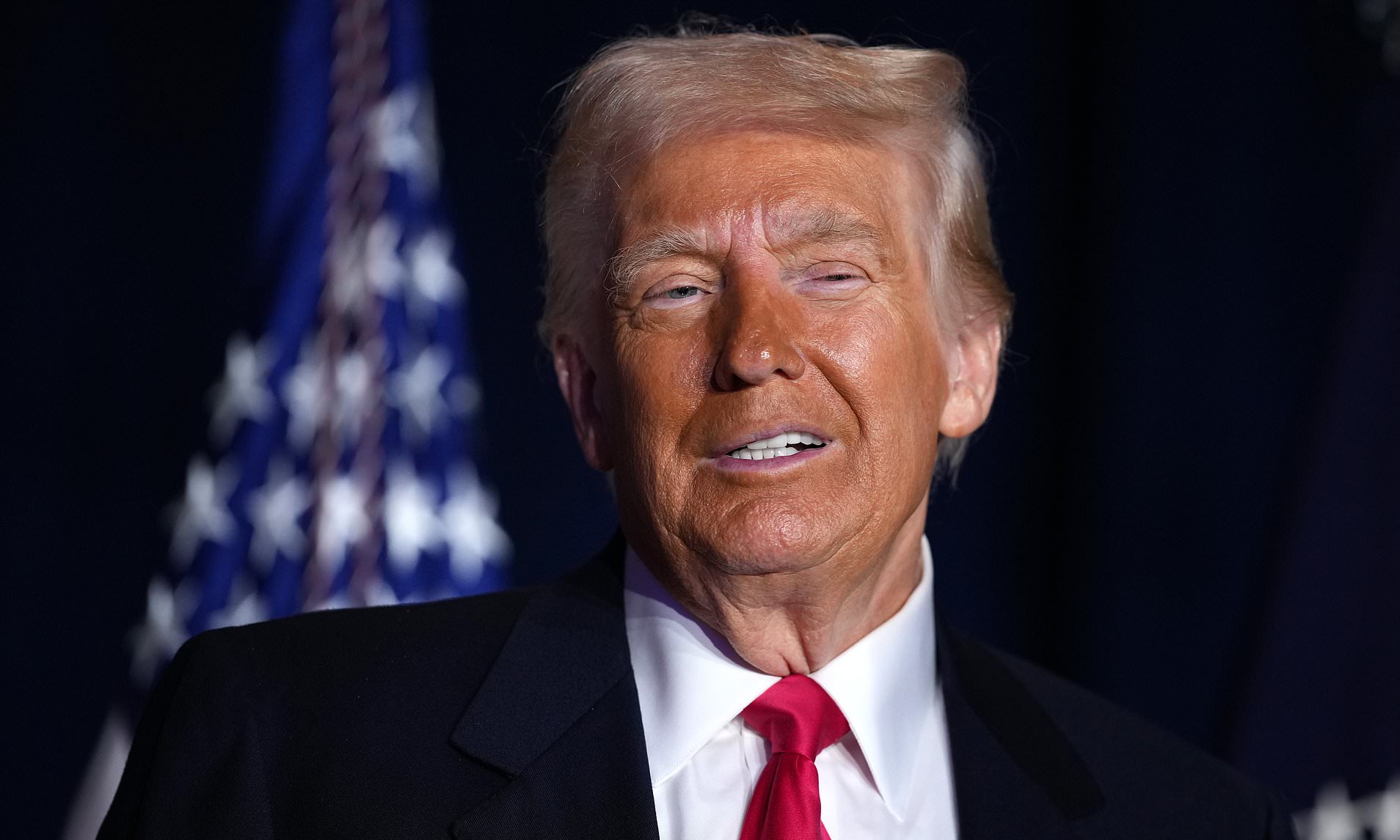 Donald Trump edges golf closer to the end of its ugly civil war after ...