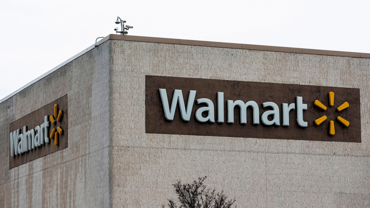 Walmart is selling an electric screwdriver set for $30 that shoppers ...