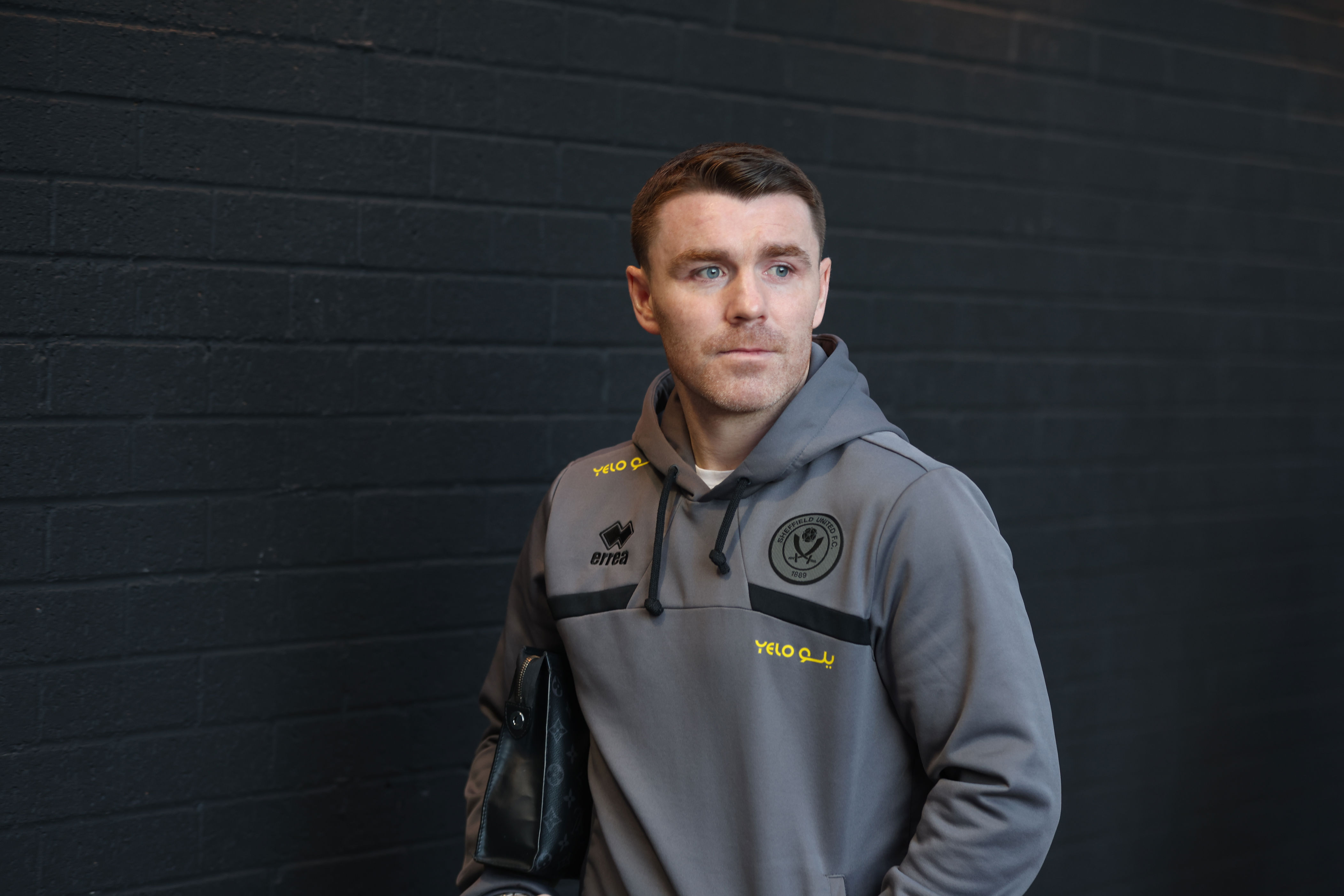 Former Rangers and Scotland star rushed to hospital after collapsing on ...