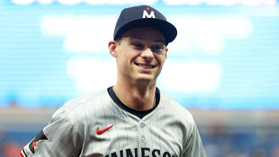 Twins trade Michael Helman to Cardinals for cash considerations