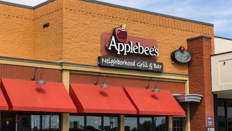 Applebee’s brings back Date Night Passes