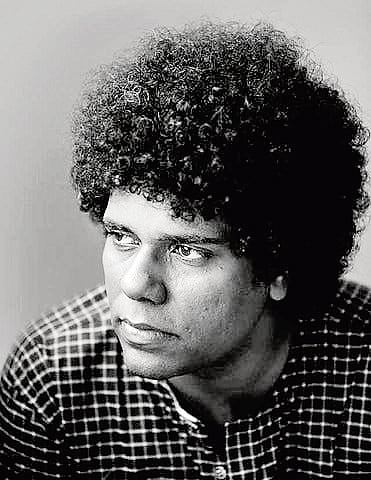 Gaurav Jai Gupta to showcase his signature metallic sari collection in ...