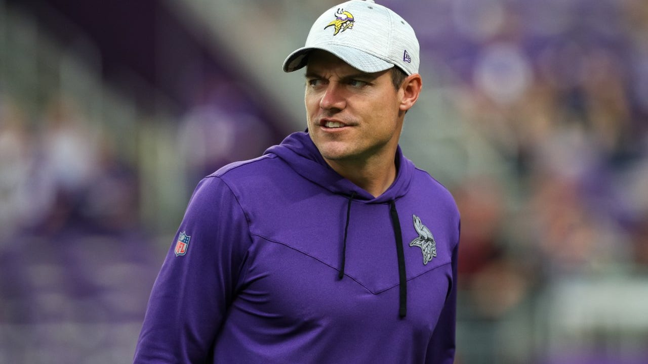 NFL Honors: Kevin O'Connell wins Coach of the Year, Jared Allen headed ...