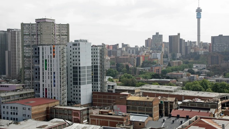 'He failed as mayor': Hijacked buildings fight heats up between Tshwaku ...