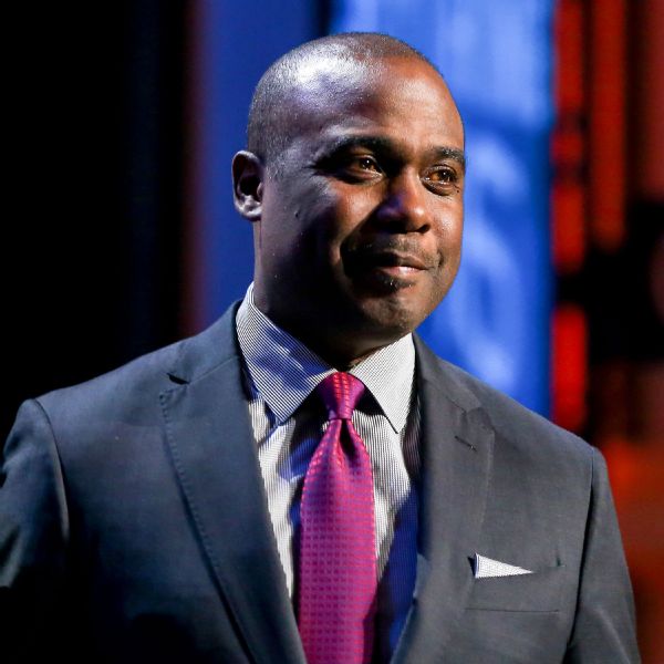 Marshall Faulk joins Colorado staff as running backs coach