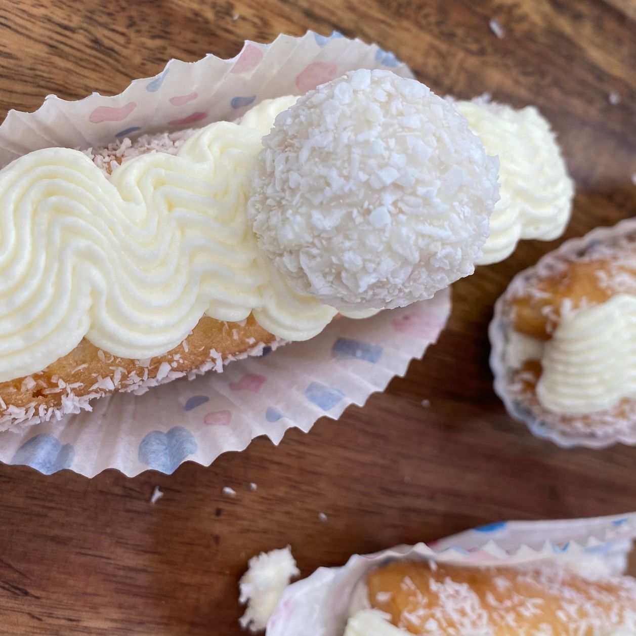 Cette recette d'éclairs est la plus rapide au monde à préparer et voici ...