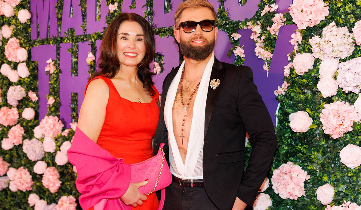 Cool breeze alert! Ireland AM weather man channels inner Daniel Cleaver ...