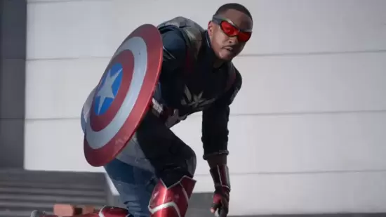 Captain America actor Anthony Mackie talks about carrying Chris Evans ...