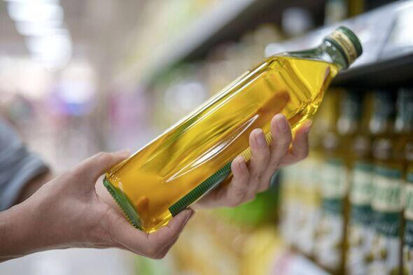 Gut health expert issues warning to anyone buying olive oil from the ...