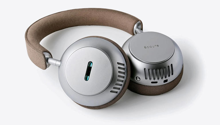 Gadgets of the Week: Axell Pitstop watch, Bosch VeroBarista 600 ...