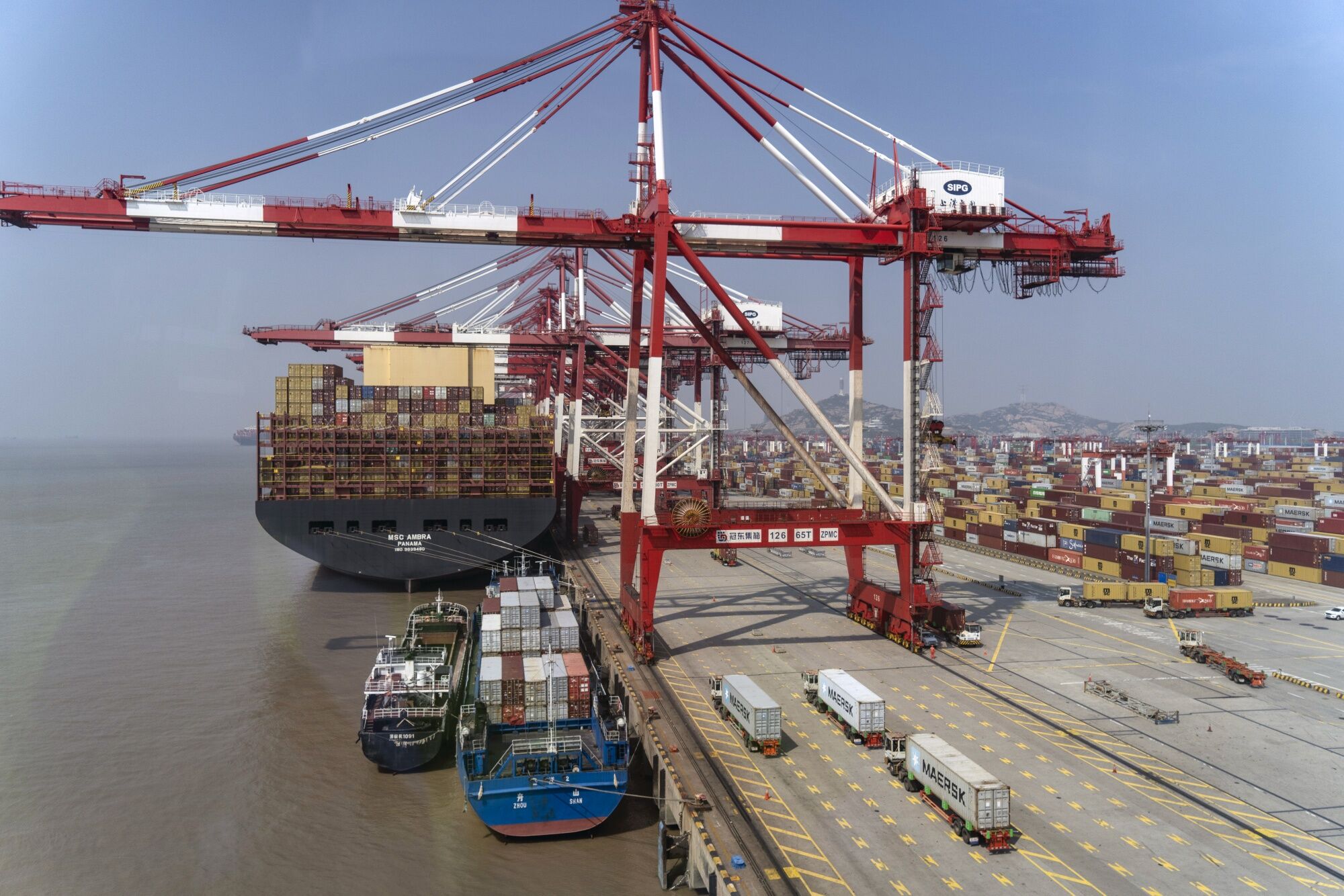 What Closing the De Minimis Tariff Loophole for US Imports from China Means