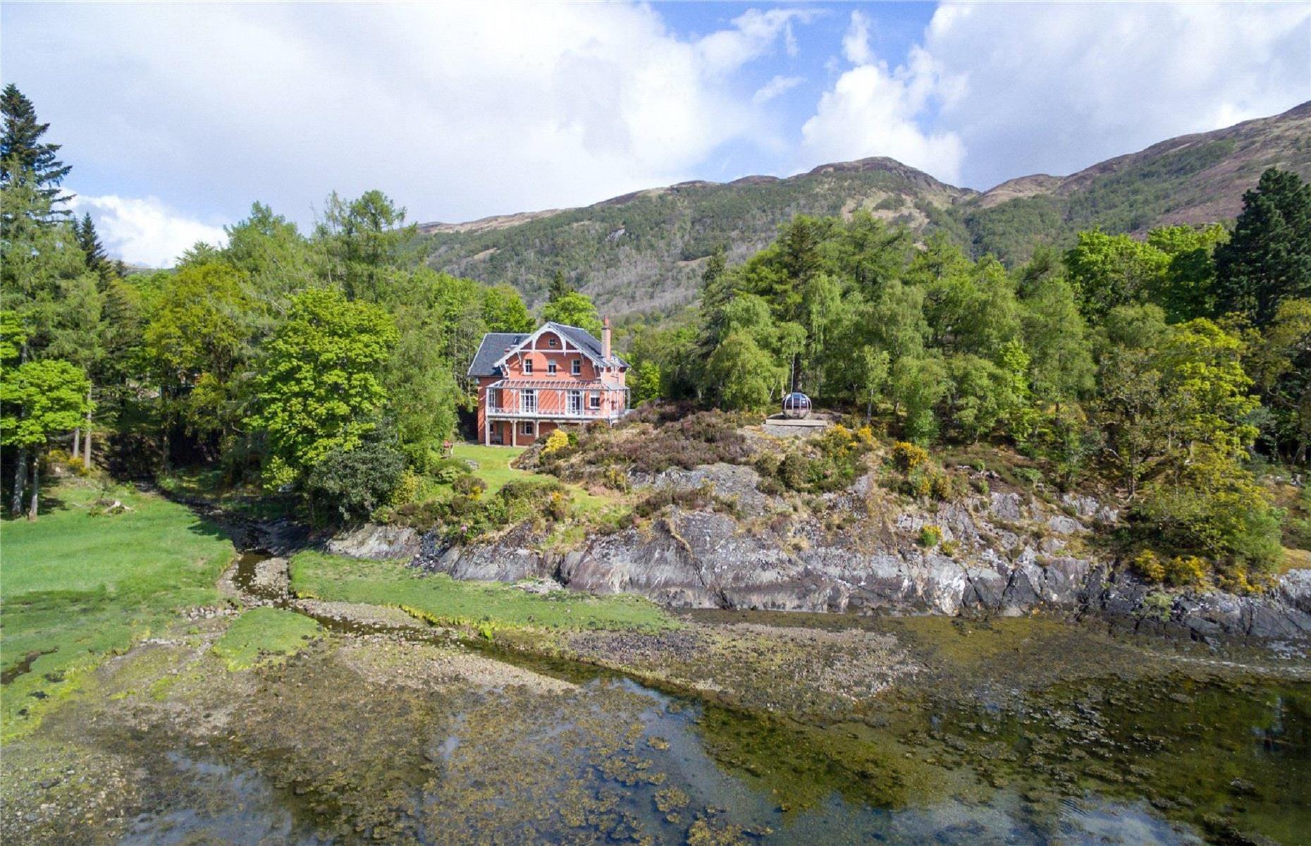 11 remote homes around the world that are in the middle of nowhere