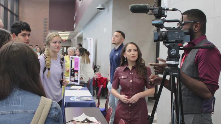 Sinton High School hosts career fair at new campus
