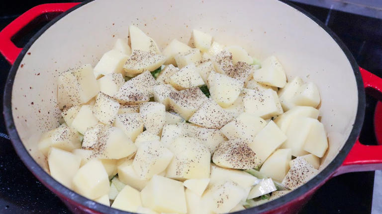 A Dublin coddle has layers of sausage, onions, and potatoes ...