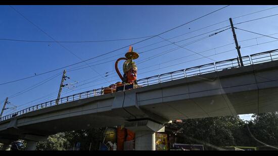 Delhi: Temp rises; air quality moderate day after mostly missing AQI data