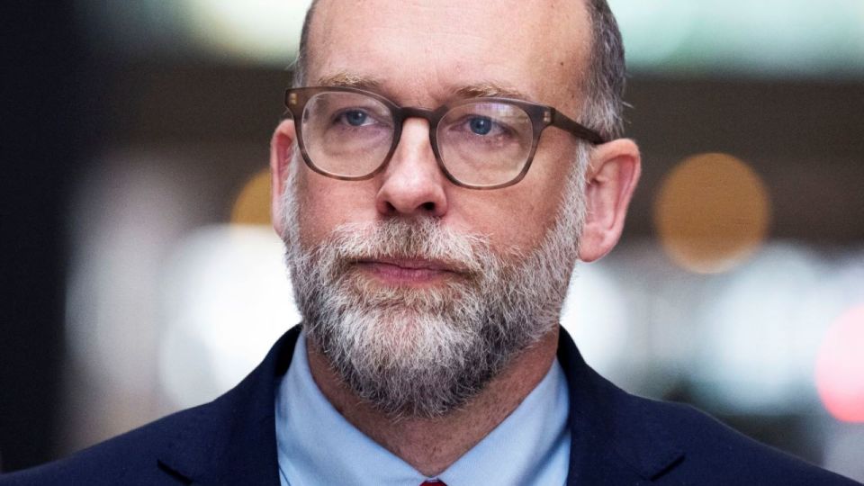 El Senado confirma a Russ Vought como director de la Oficina de Gestión ...