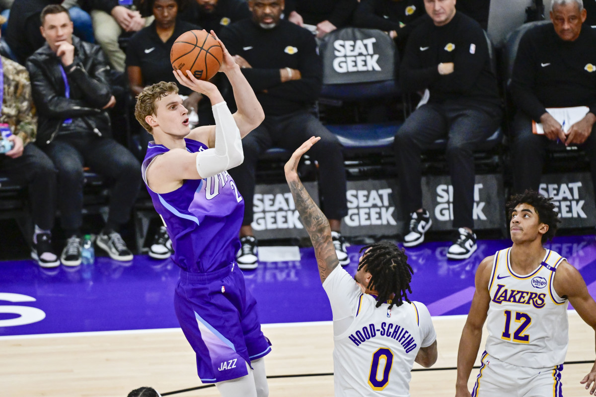 NBA Trade Deadline: Jazz Make Tough Roster Decisions